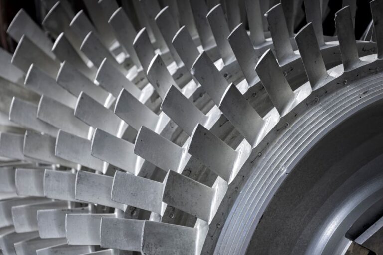 Trends in Additive Manufacturing for 2025 | MakerVerse
